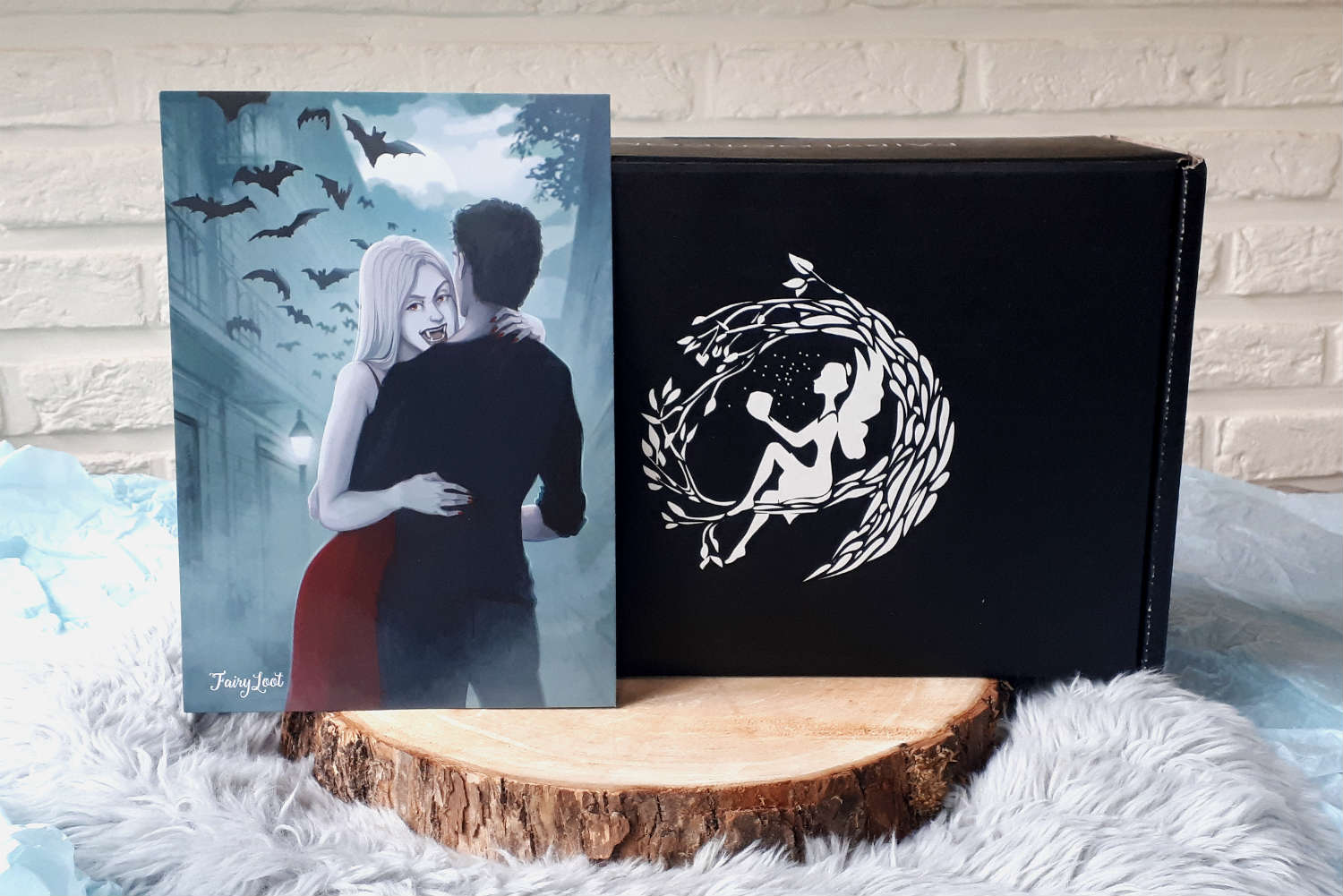 Fairyloot October 2019 - Unboxing - Traversing Chapters