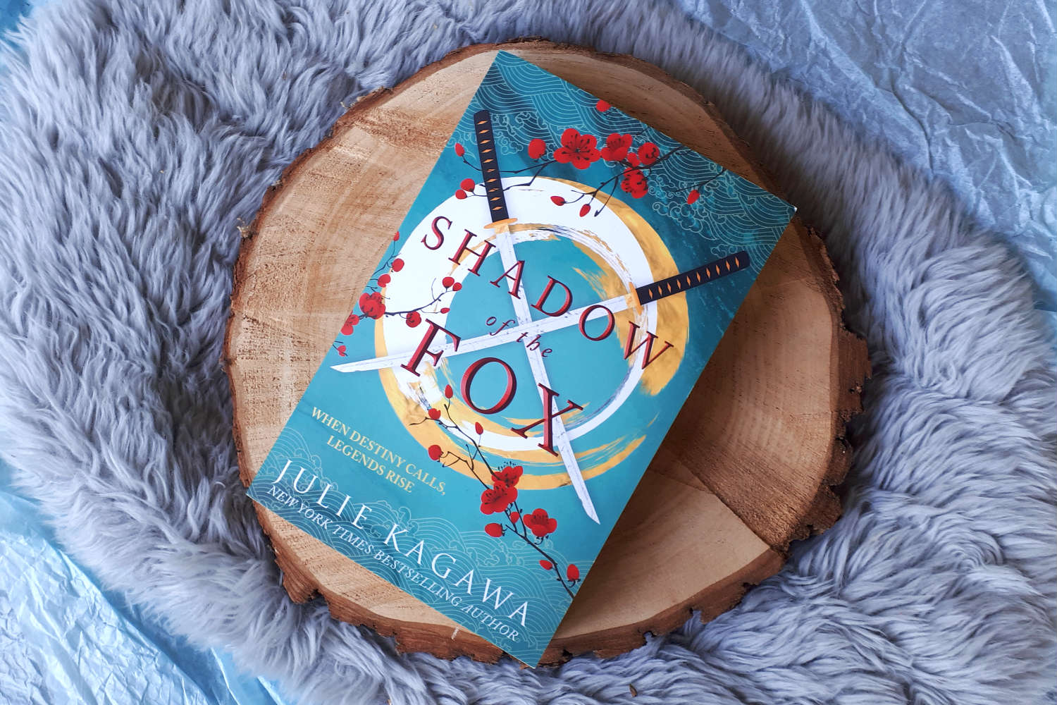 Shadow of the Fox - Review - Traversing Chapters